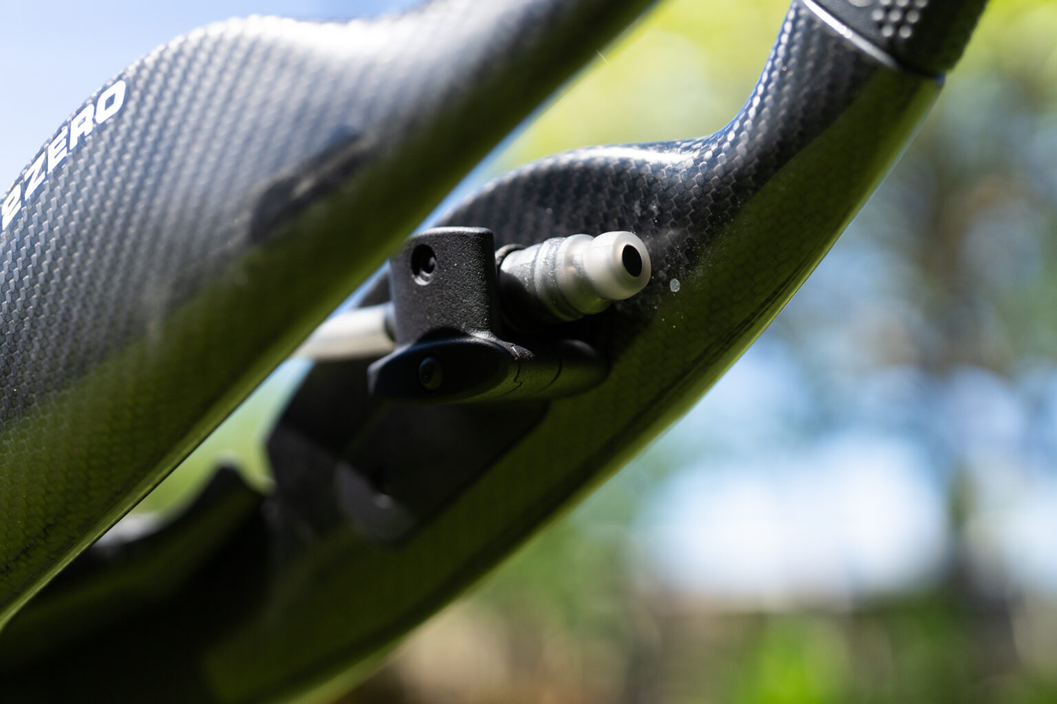 Bikes of Kona 2024: Gustav Iden’s Giant Trinity Disc - Slowtwitch News