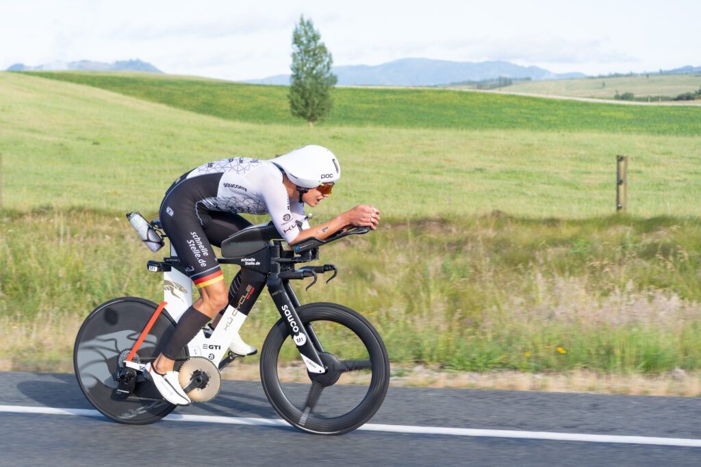 Taupō Rides: The Positions of the Men’s Top 10 Bike Splits from 70.3 ...
