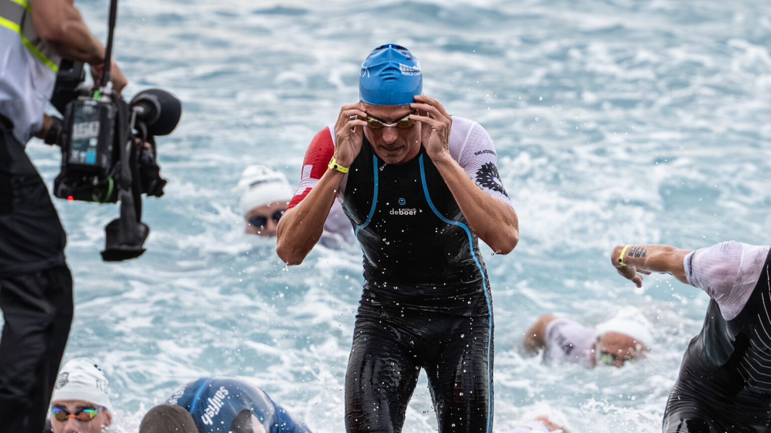 The Tools of the Top 10 Pro Men Swim Splits at the 2025 IRONMAN World ...