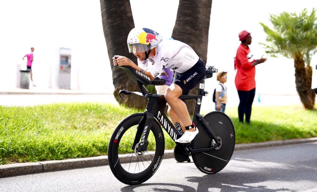 IRONMAN World Championship 2025: Six Men Ride Into T2, Setting Up ...