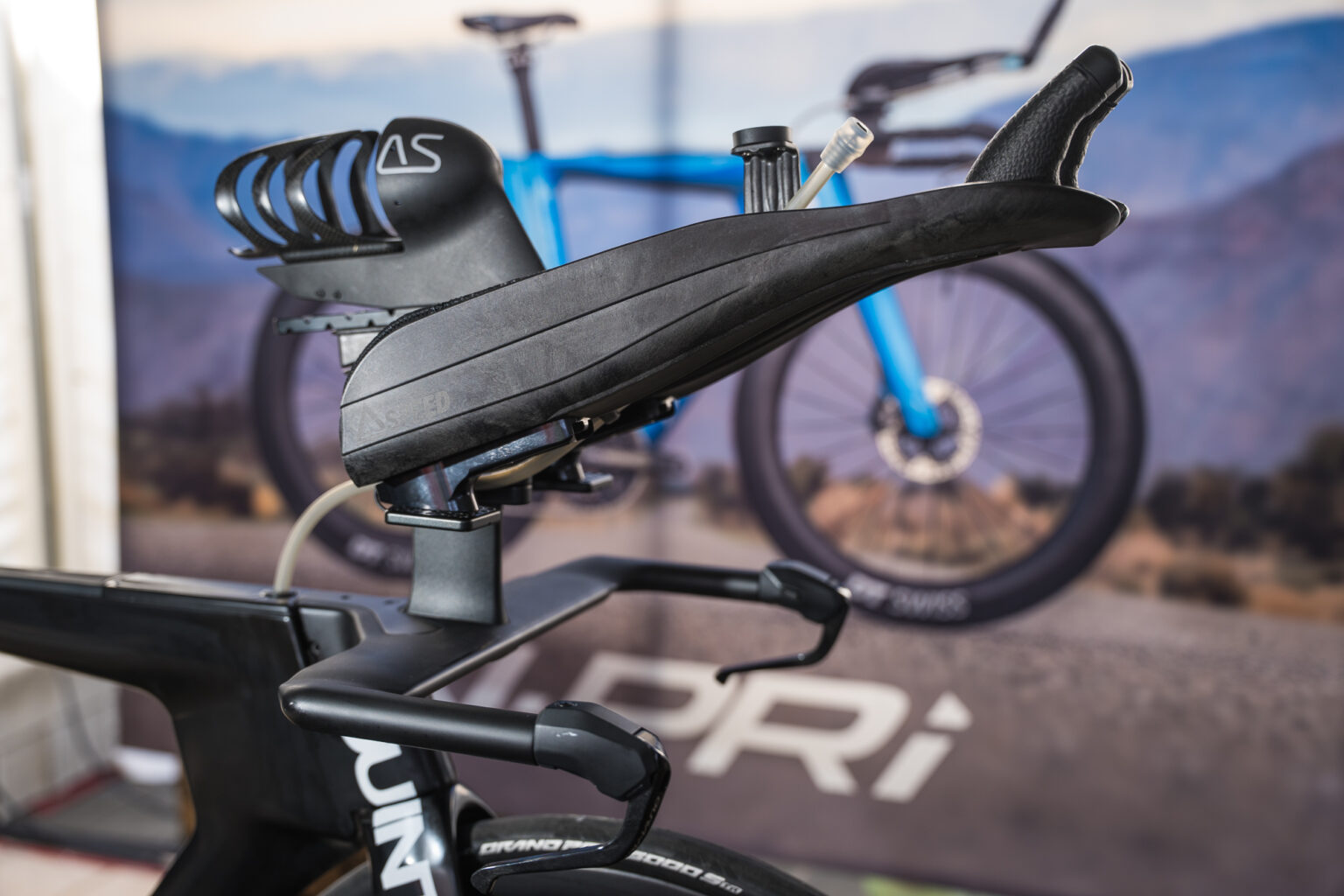 Matt Hanson Ready for Nice On the New Quintana Roo V-Pri - Slowtwitch News