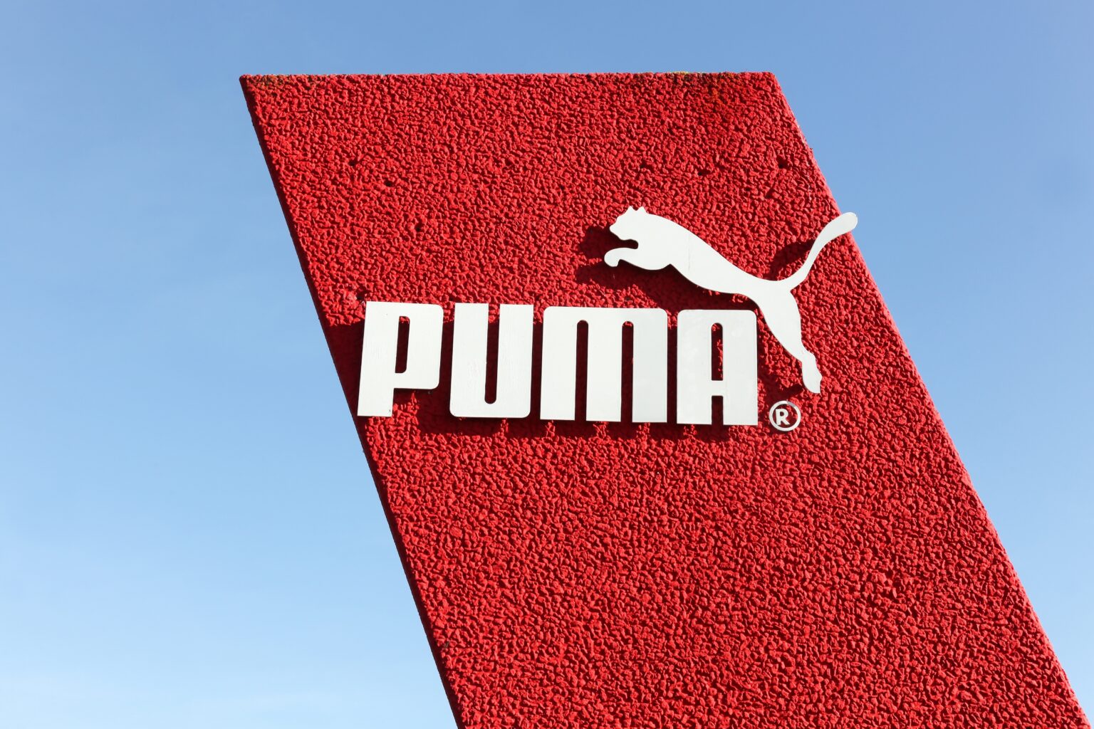 Two More Elite Runners Sue Puma Over Allegedly Defective Carbon Racers ...
